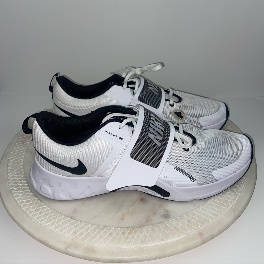Nike Renew Retaliation 4 Men's Training Shoes White/B… - Gem